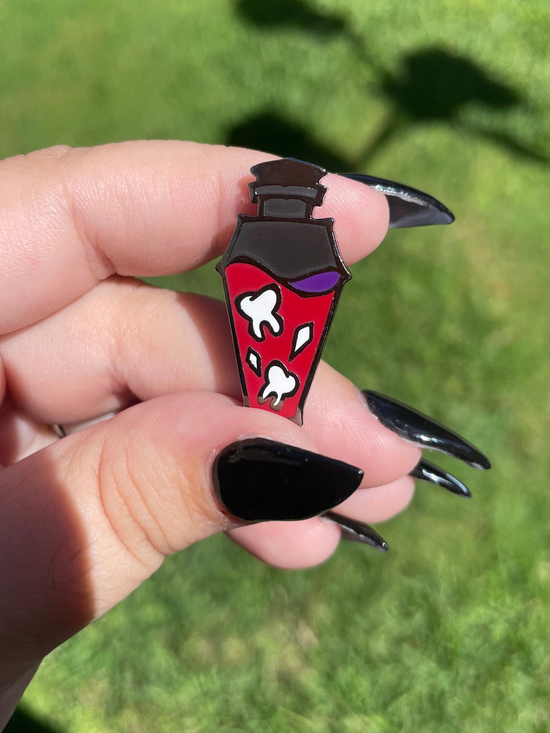 Teeth Potion Enamel Pin - Etsy