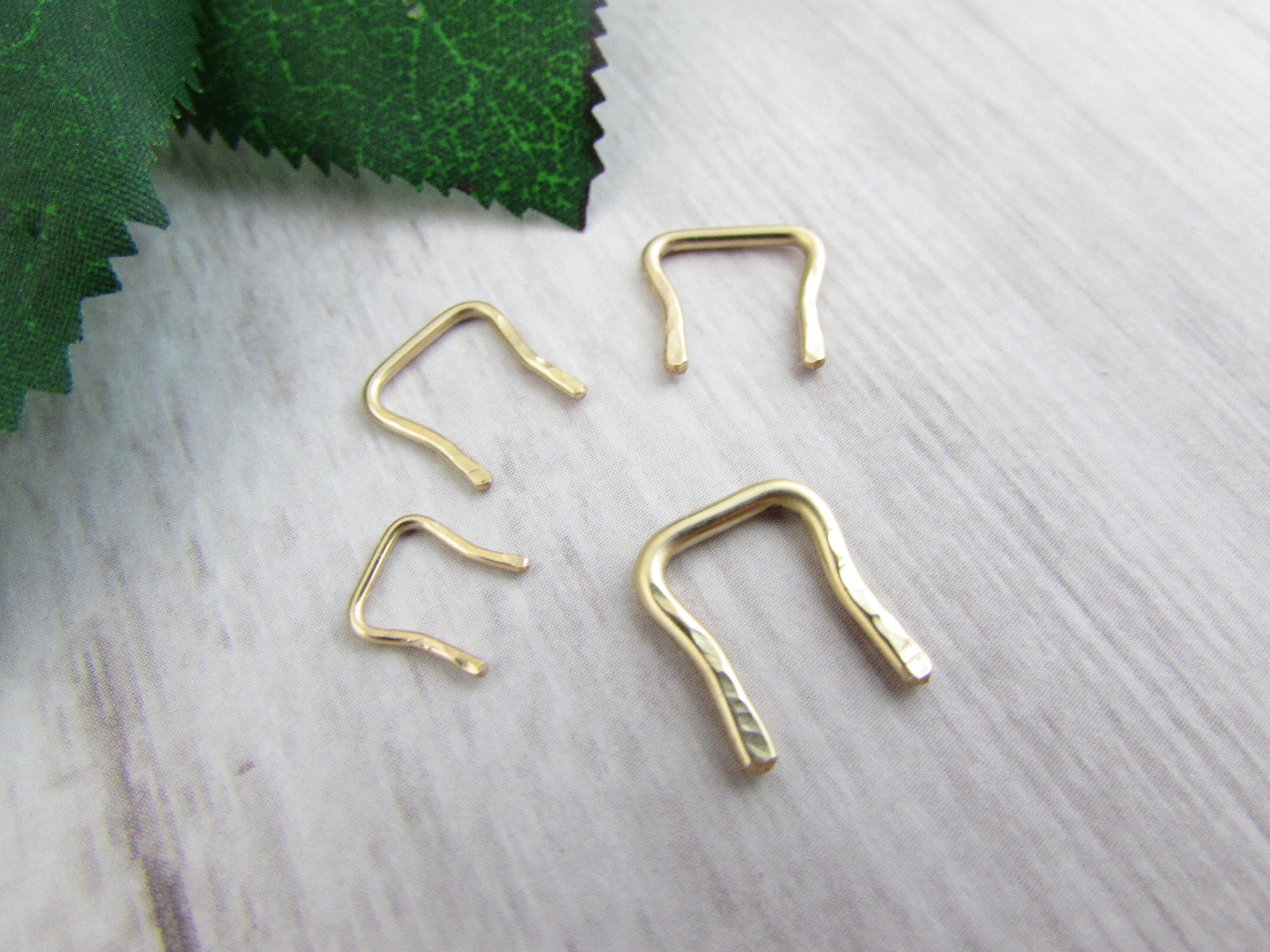 14k Gold Fill Pinched Staple Cartilage Retainer Ear Retainer | Etsy