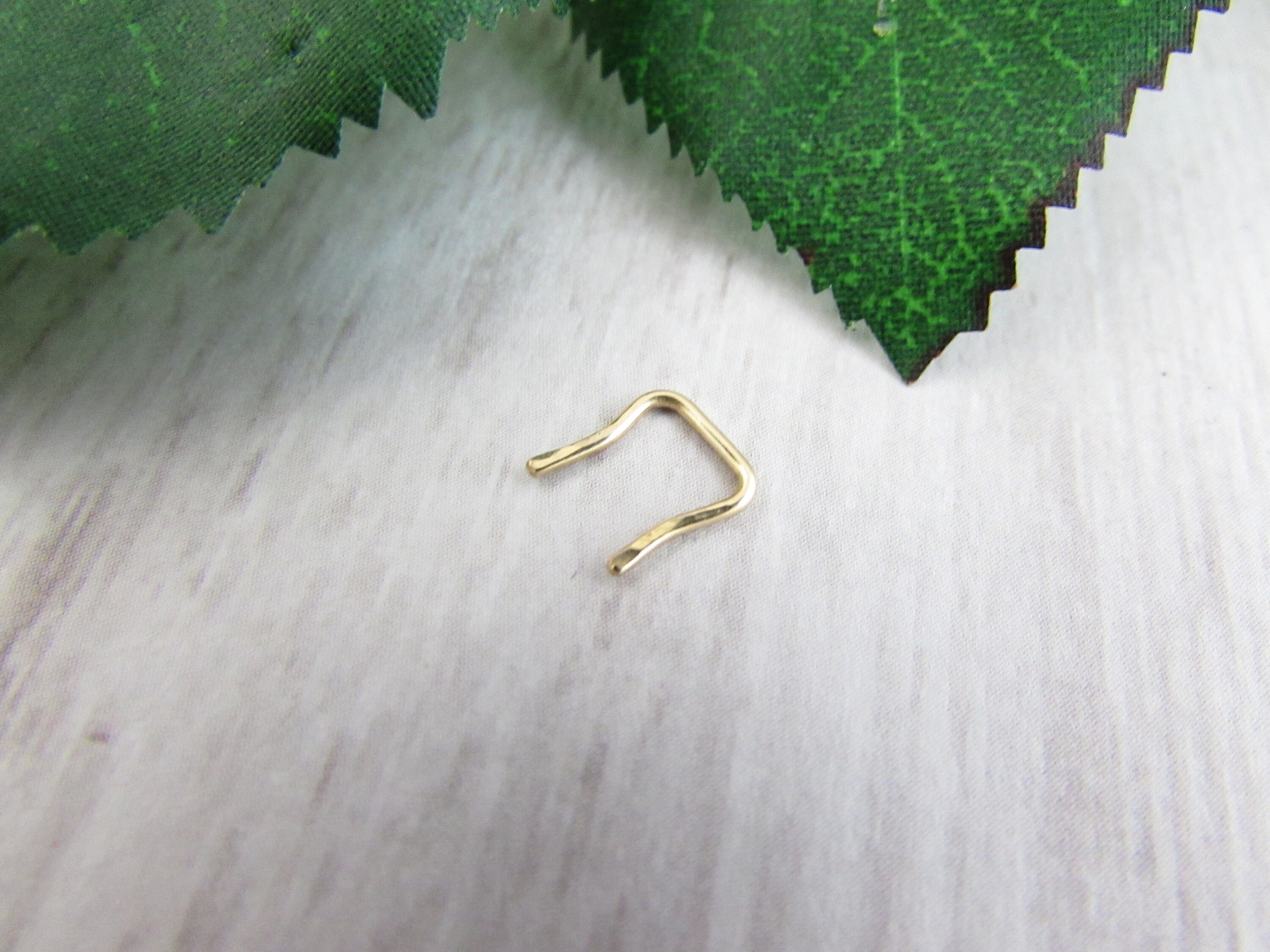 14k Gold Fill Pinched Staple Cartilage Retainer Ear Retainer - Etsy