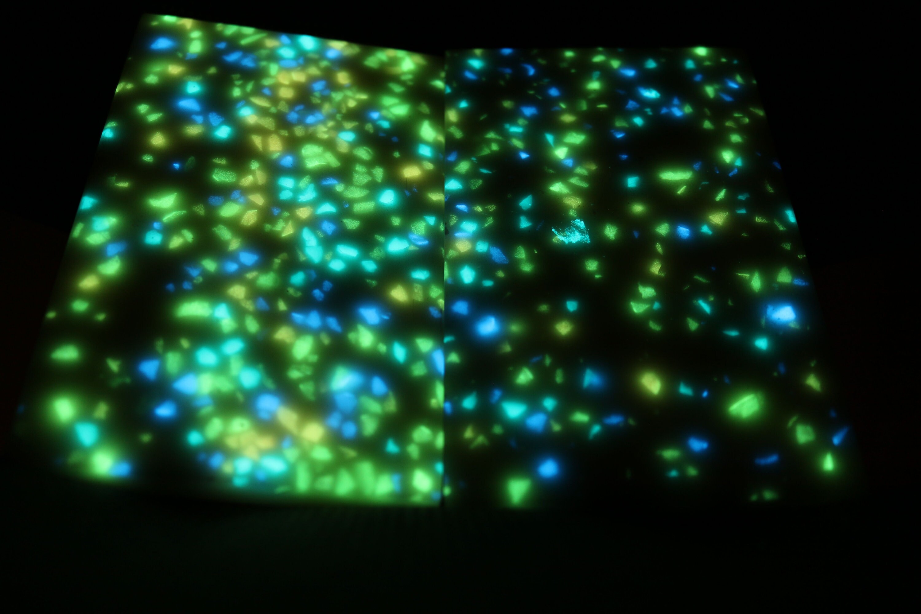 Glowing Luminous Natural White Marble Stones (glow in the Dark ...