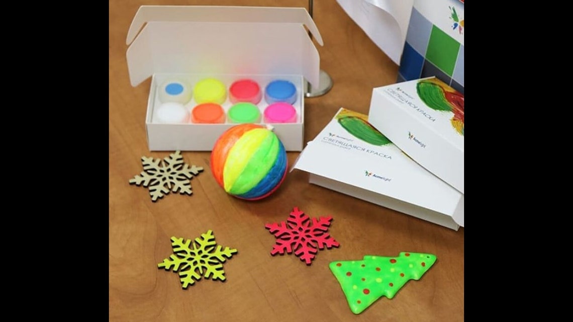 Glow in the dark ART paintBOX 8 pcs Luminous Fluorescent | Etsy