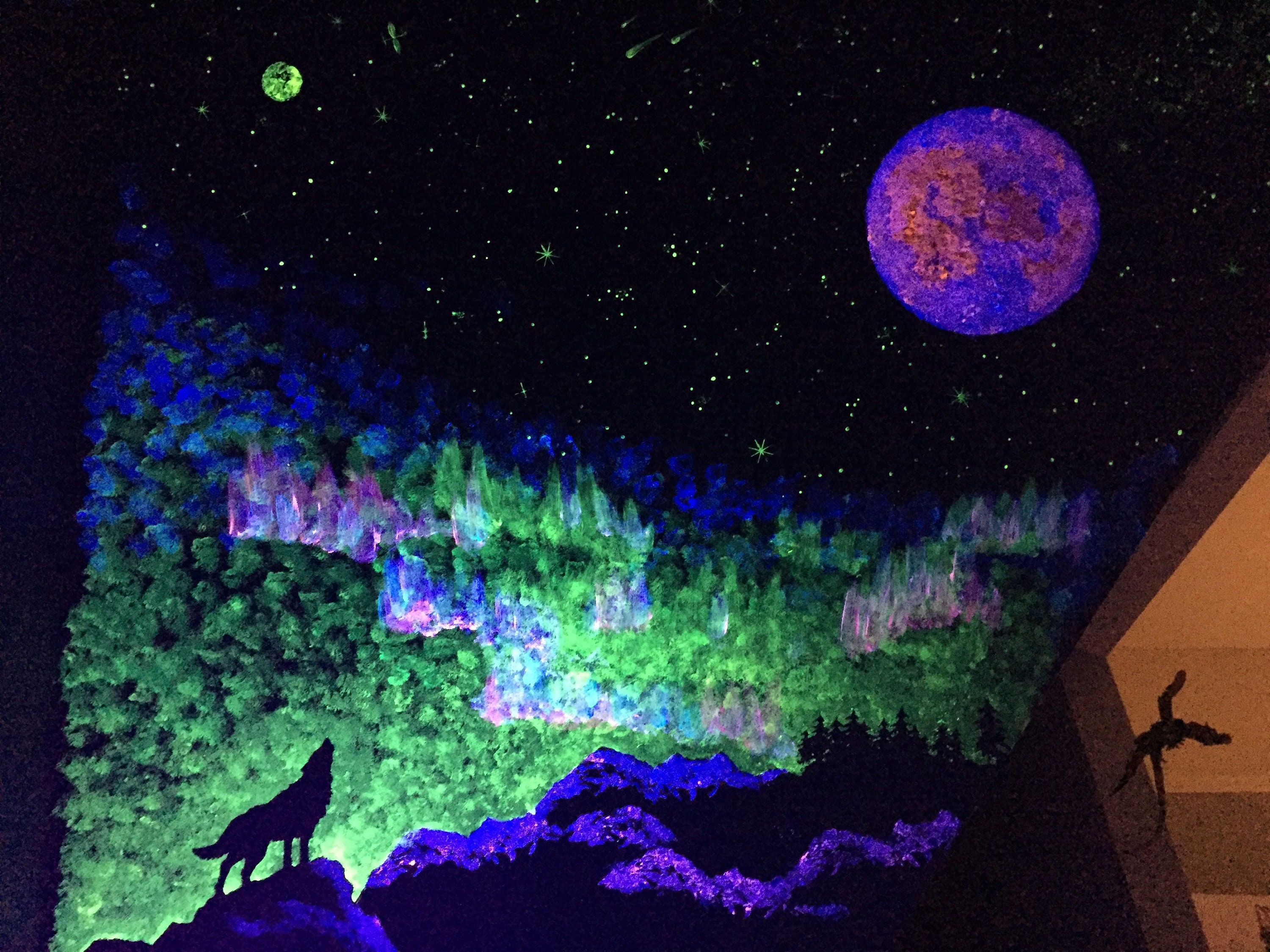 White Glow Paint For Walls