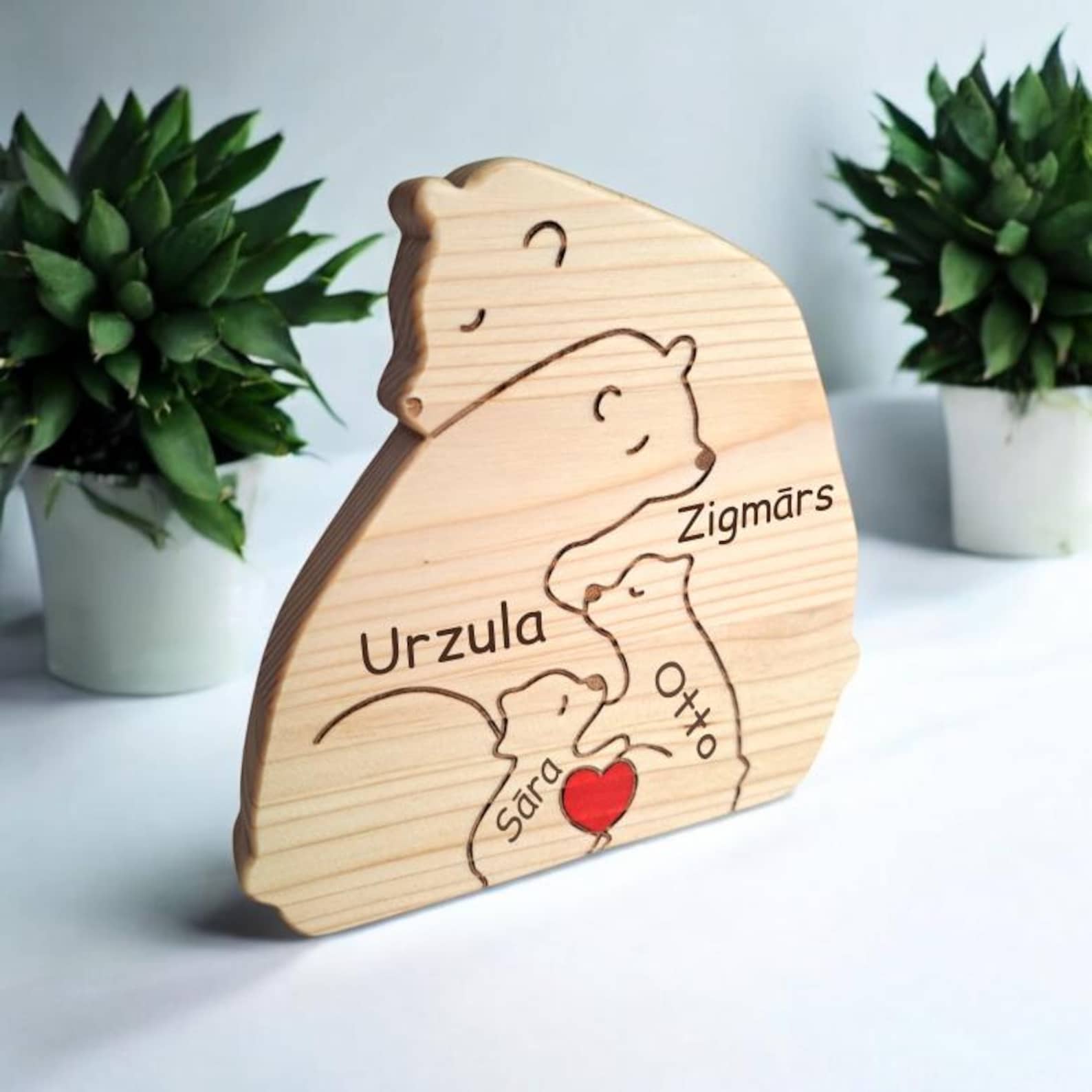 Personalized Wooden Bear Family Table Decor With Custom Names ...