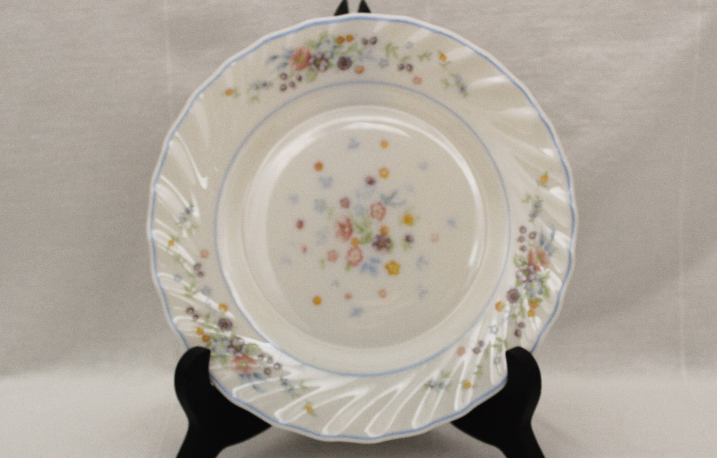5 PLATS to french opaline dessert arcopal Victoria motif