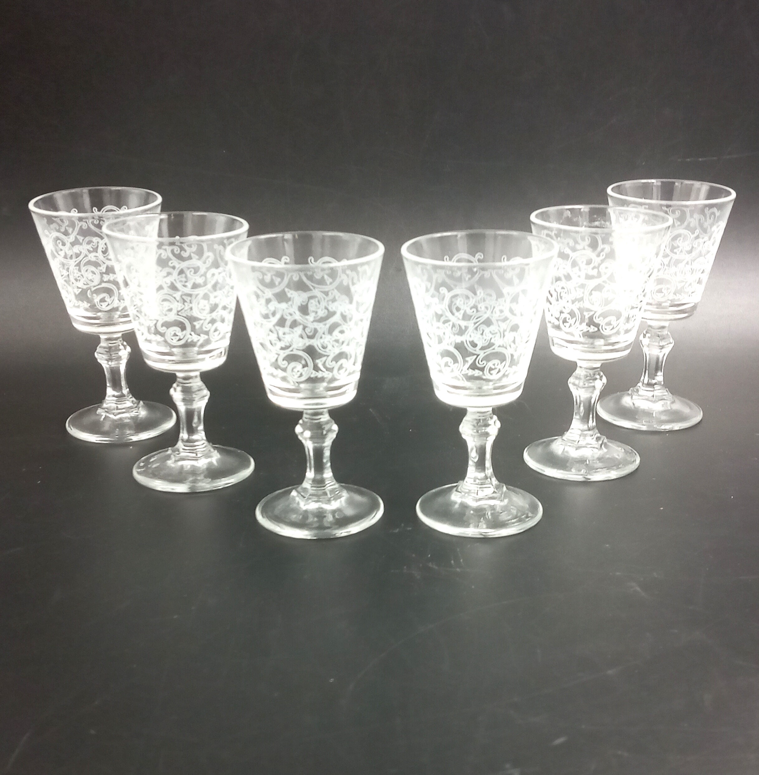 6 small luminarc Rivoli vintage Liquor GLASSES France