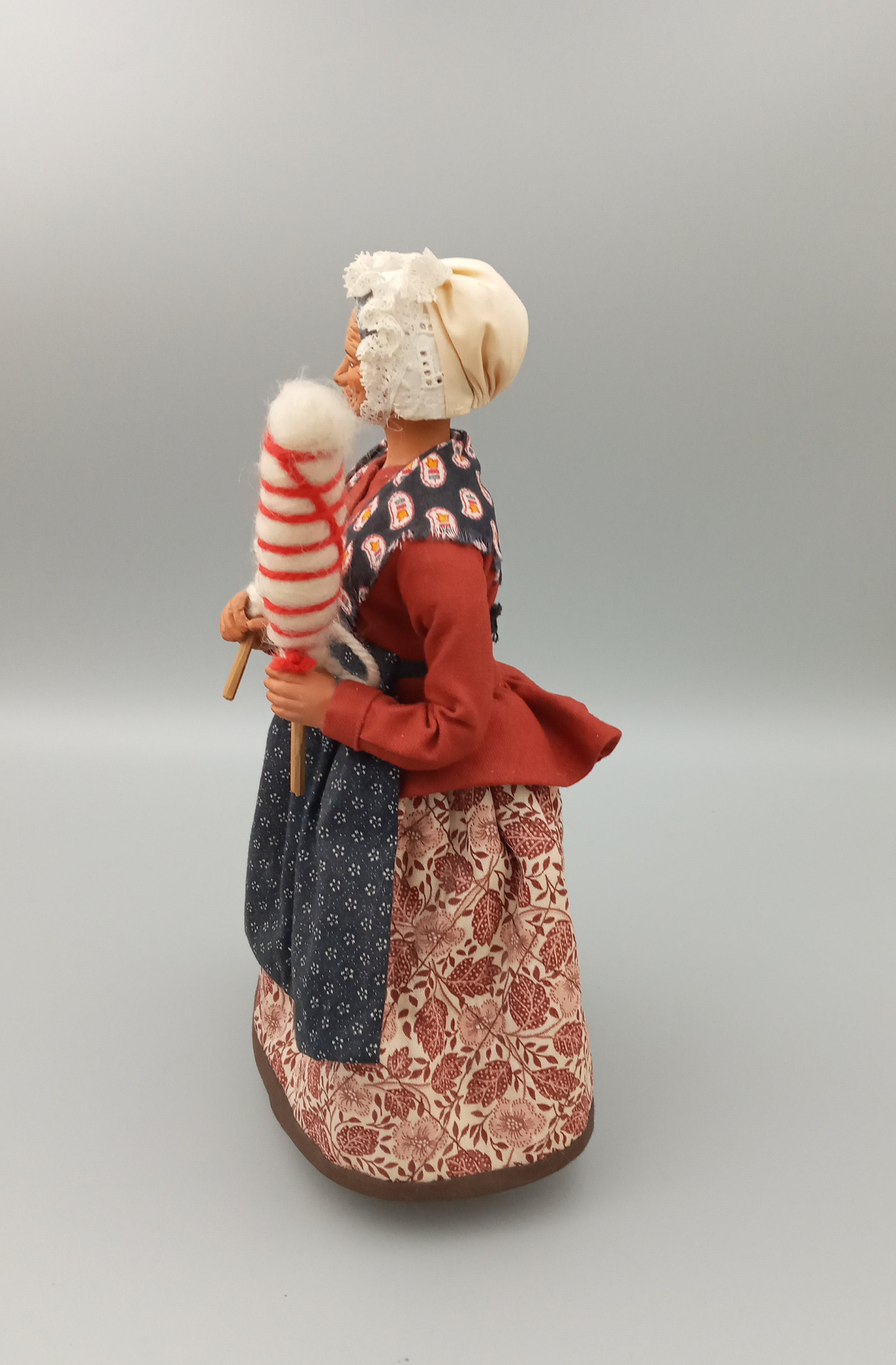 Grand SANTON provençal woman, signed S PEIRANO Provence France
