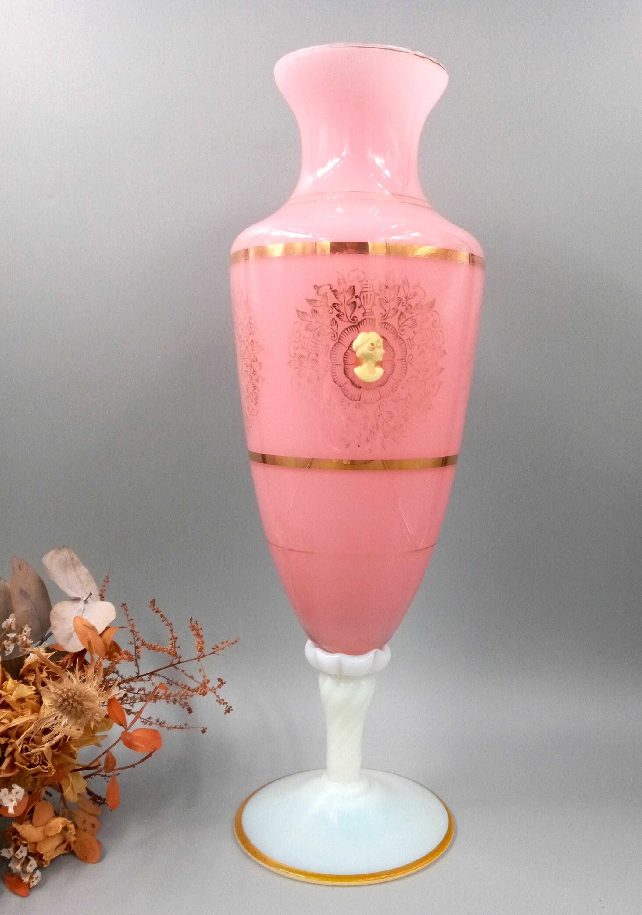 Large VASE in pink opaline, white base, camay