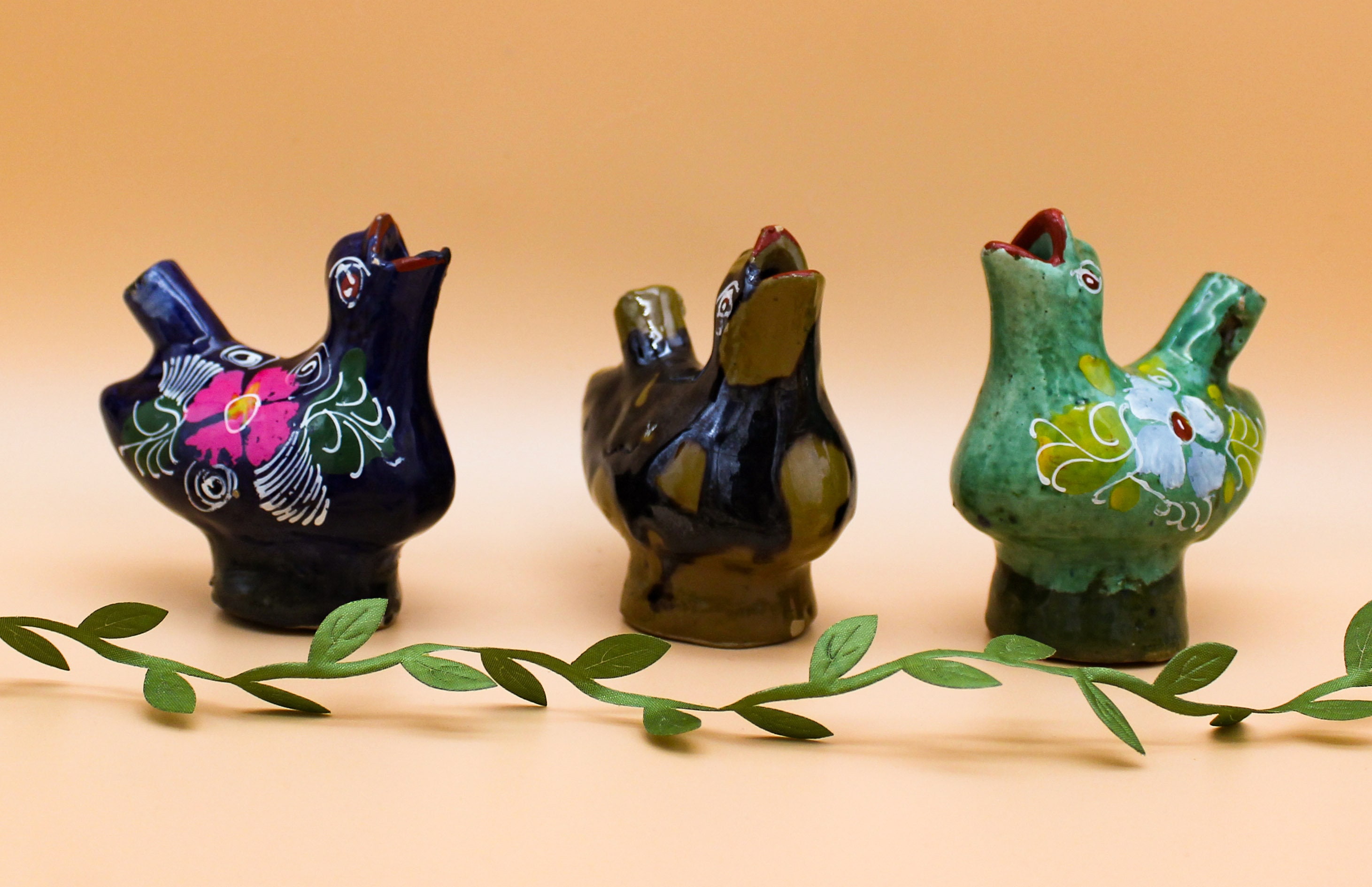 Set 3 water WHISTLES form ceramic birds, old ceramic whistles Toy