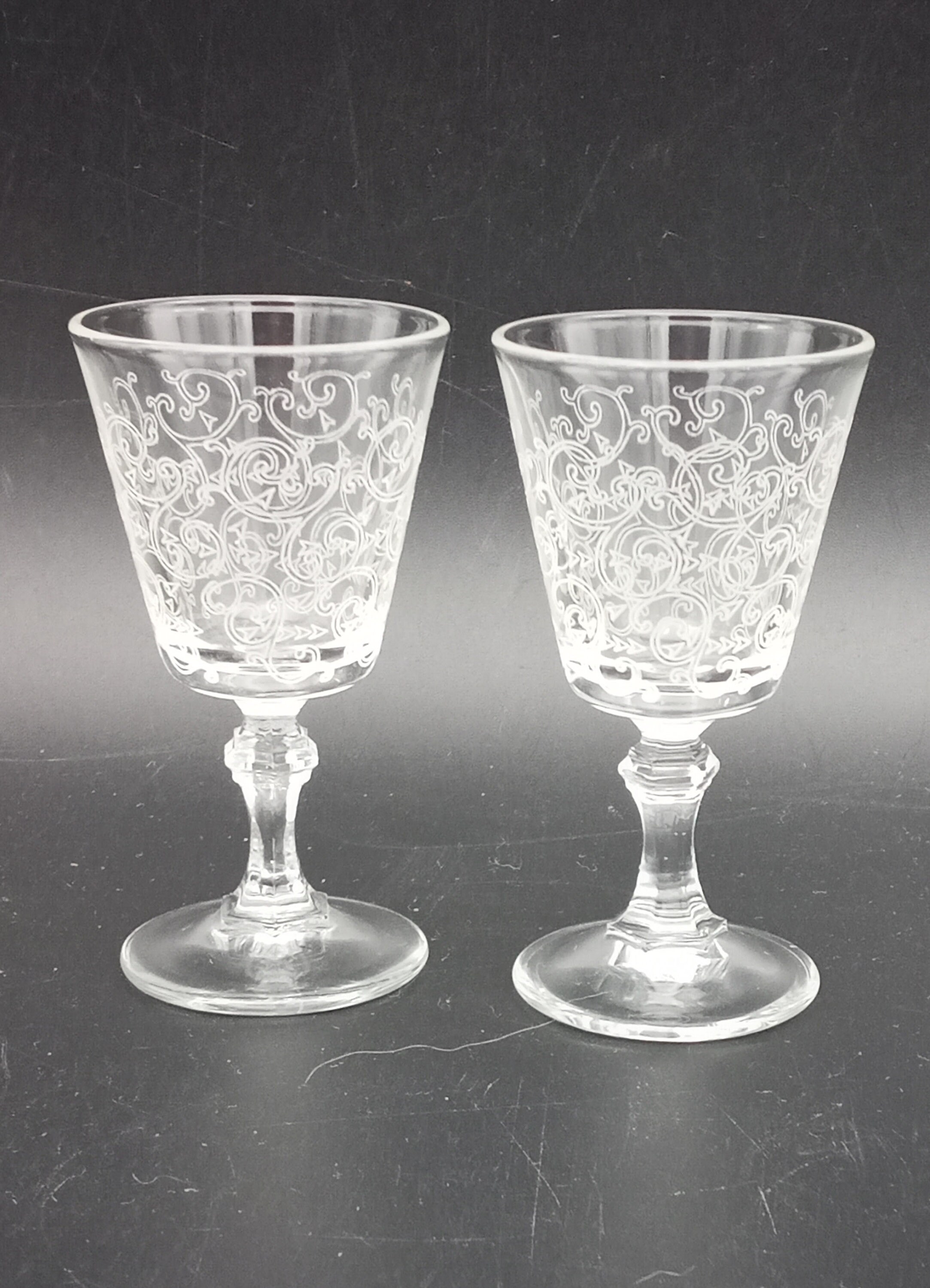 6 small luminarc Rivoli vintage Liquor GLASSES France