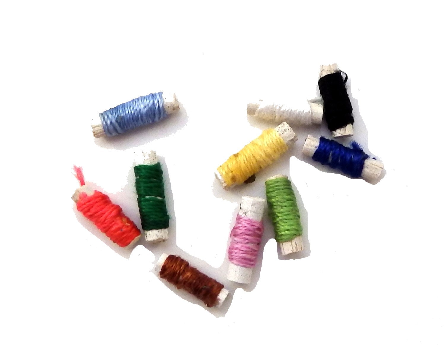 Dolls House Slim Cotton Reels Spools of Thread Sewing Room Accessory - Etsy