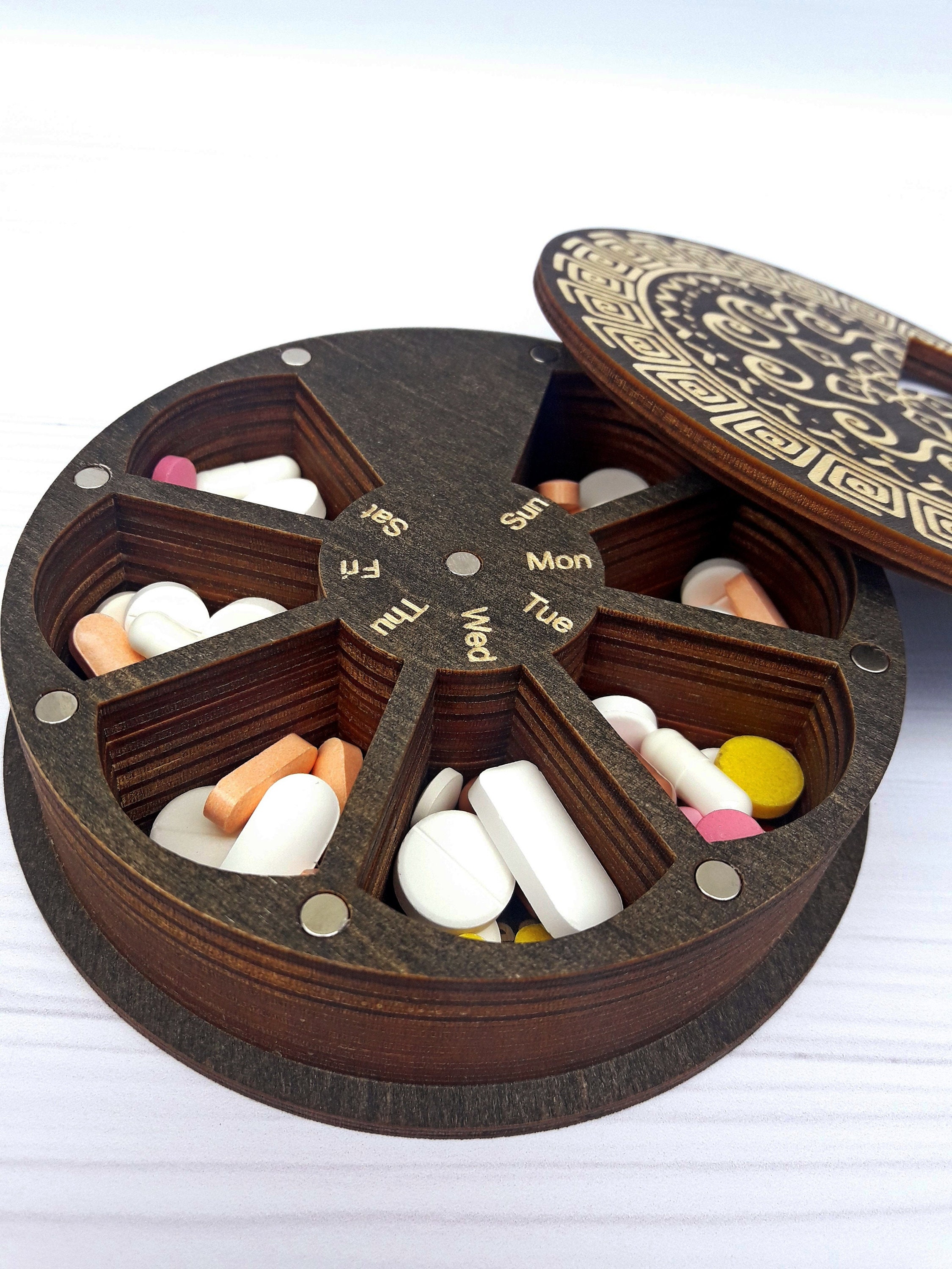 Large pill box 7 day Pill organizer for large pills Wood pill | Etsy