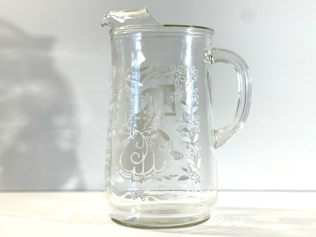 Vintage Rare 1950s-60s Glass Pitcher W/ White Floral Girl W/ Parasol ...