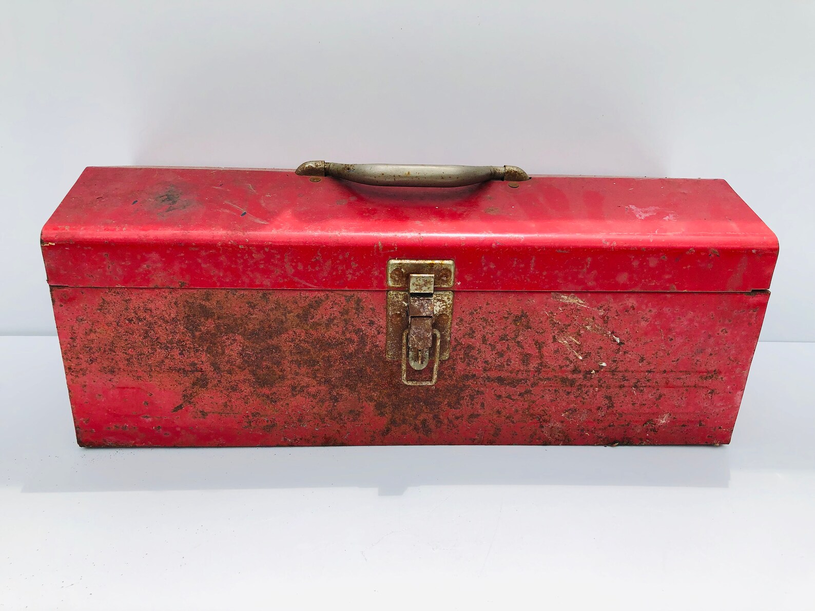Vintage Red Rusty Metal Tool Box With Heavy Metal Handle - Etsy