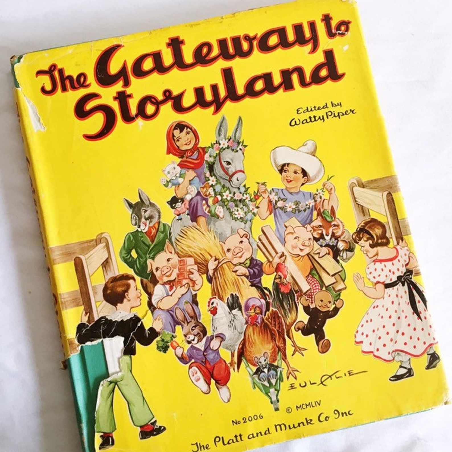 VINTAGE | the Gateway to Storytime Yellow Hardback Book - Etsy