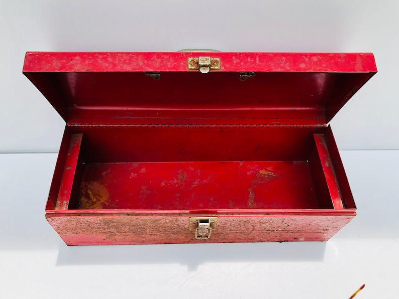 Vintage Red Rusty Metal Tool Box With Heavy Metal Handle - Etsy