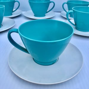 Vintage Turquoise Floral Melmac 38 Piece Dish Set, Eight 4 Piece Place ...