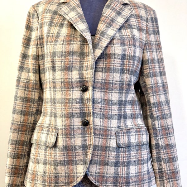 Villager Vintage Clothing - Etsy