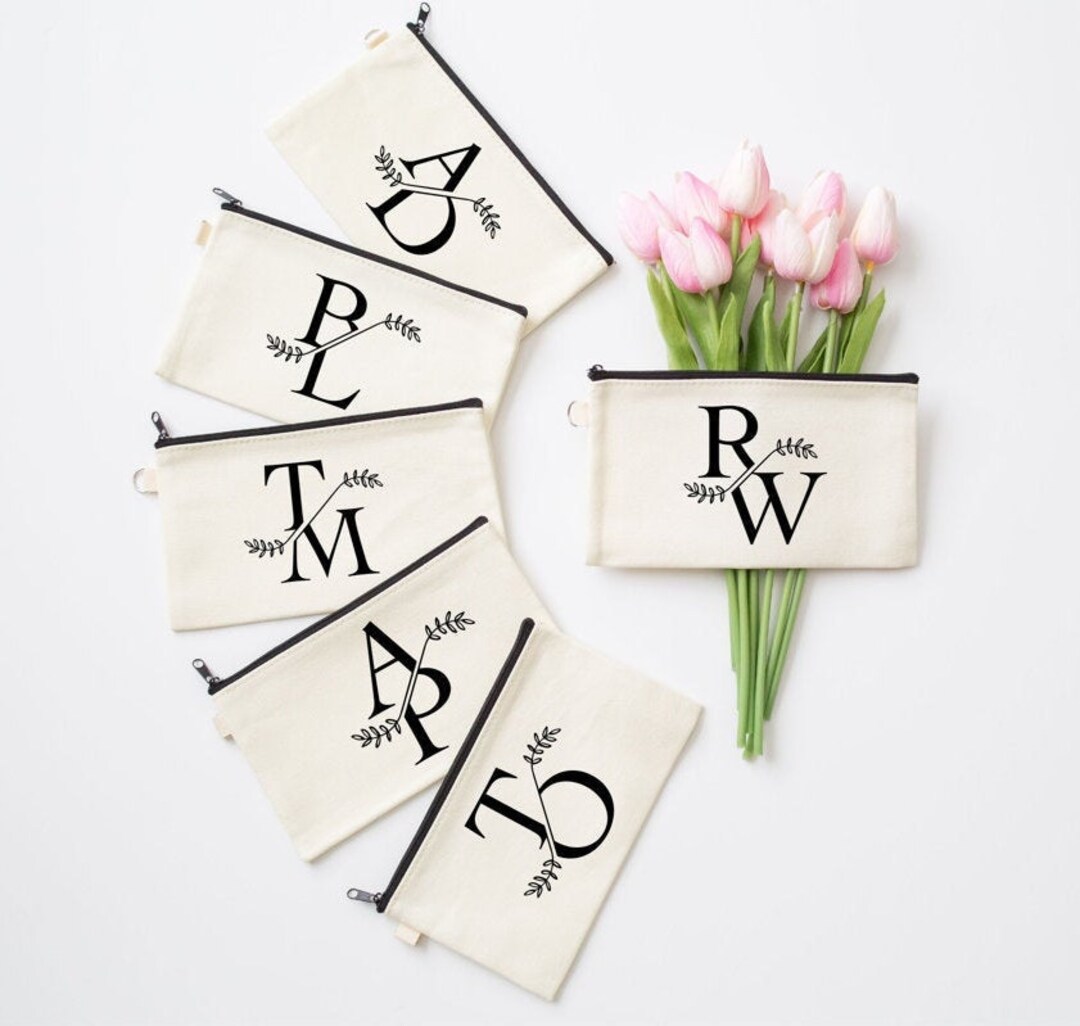 Initial Makeup Bag, Personalized Toiletry Bag, Bridesmaid Gift, Present ...