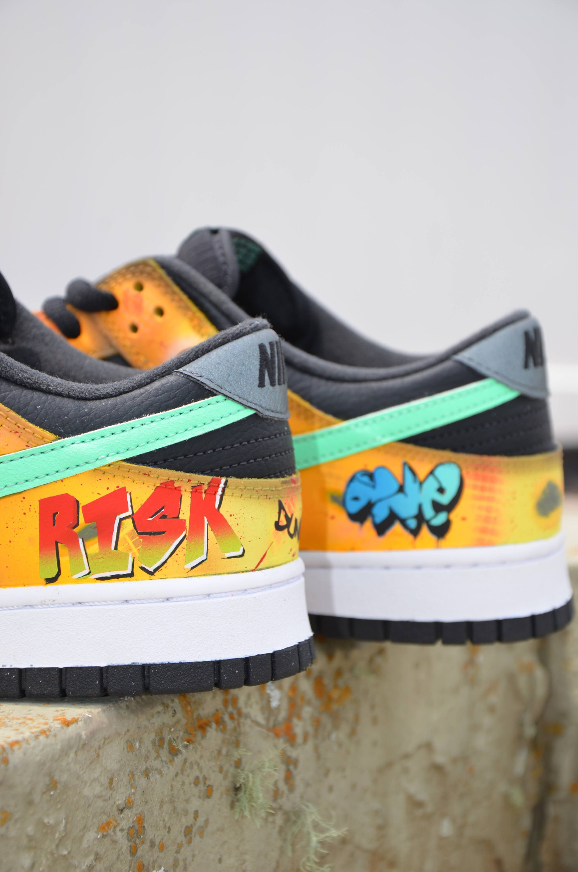 Graffiti - Custom Dunks. - Etsy