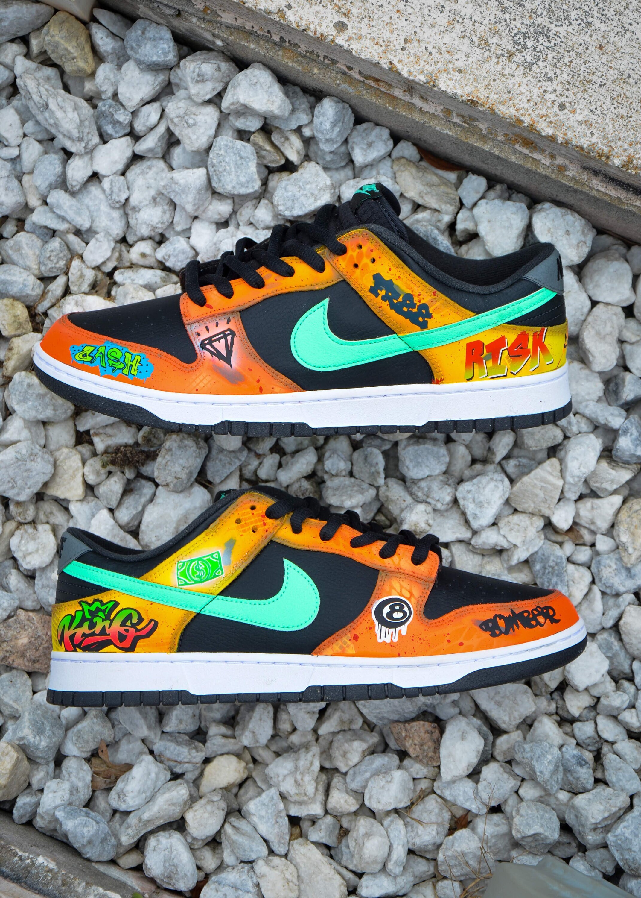 Graffiti - Custom Dunks. - Etsy
