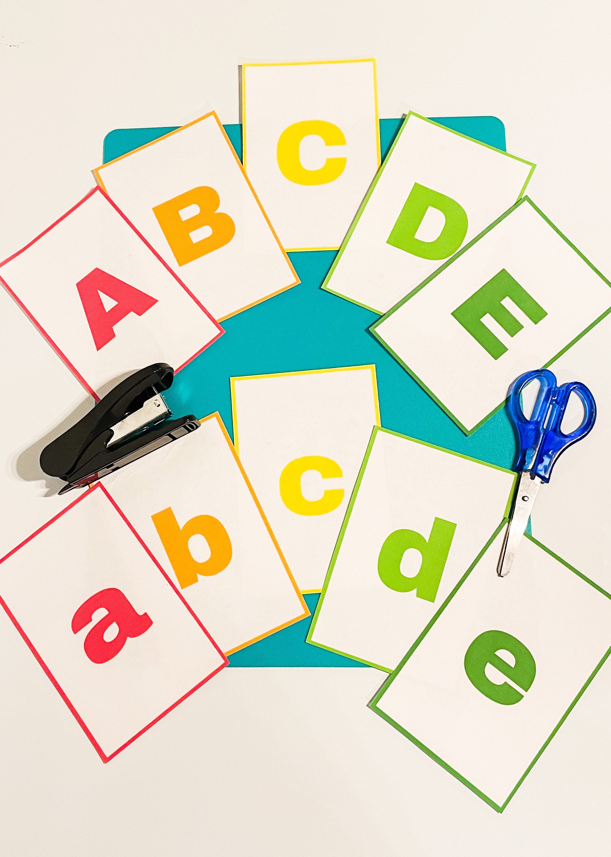 Alphabet Flash Cards: Letter Flashcards for Upper and Lowercase Letters ...