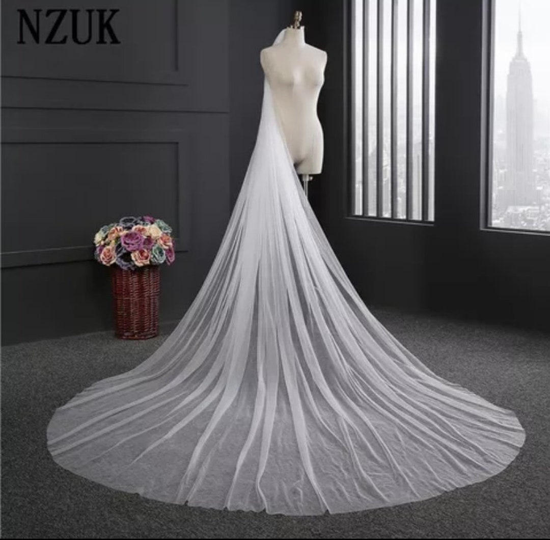 FAST DELIVERY Soft Wedding Veil, Bridal Veil Metal Comb, Ivory Wedding ...