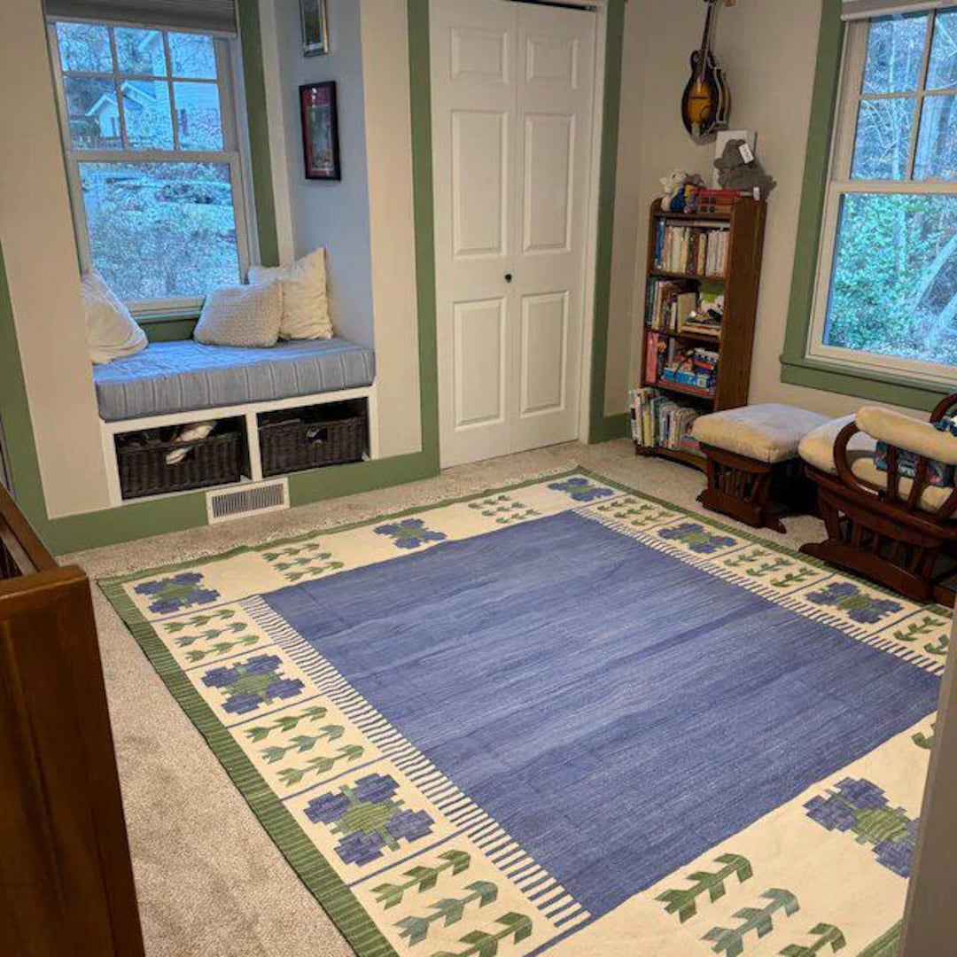Blue and Green Floral Border Rug, Handwoven Exclusive Area Rug With ...