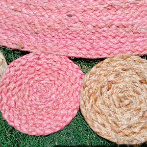 Jute Round Modern Circle Rug, Natural With Baby Pink Jute Table Decor ...