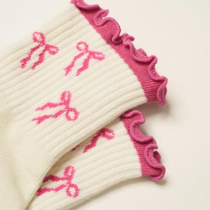 Effortless Club Grip Socks, Spring/summer Girlie Pink Bow, Crew Half ...