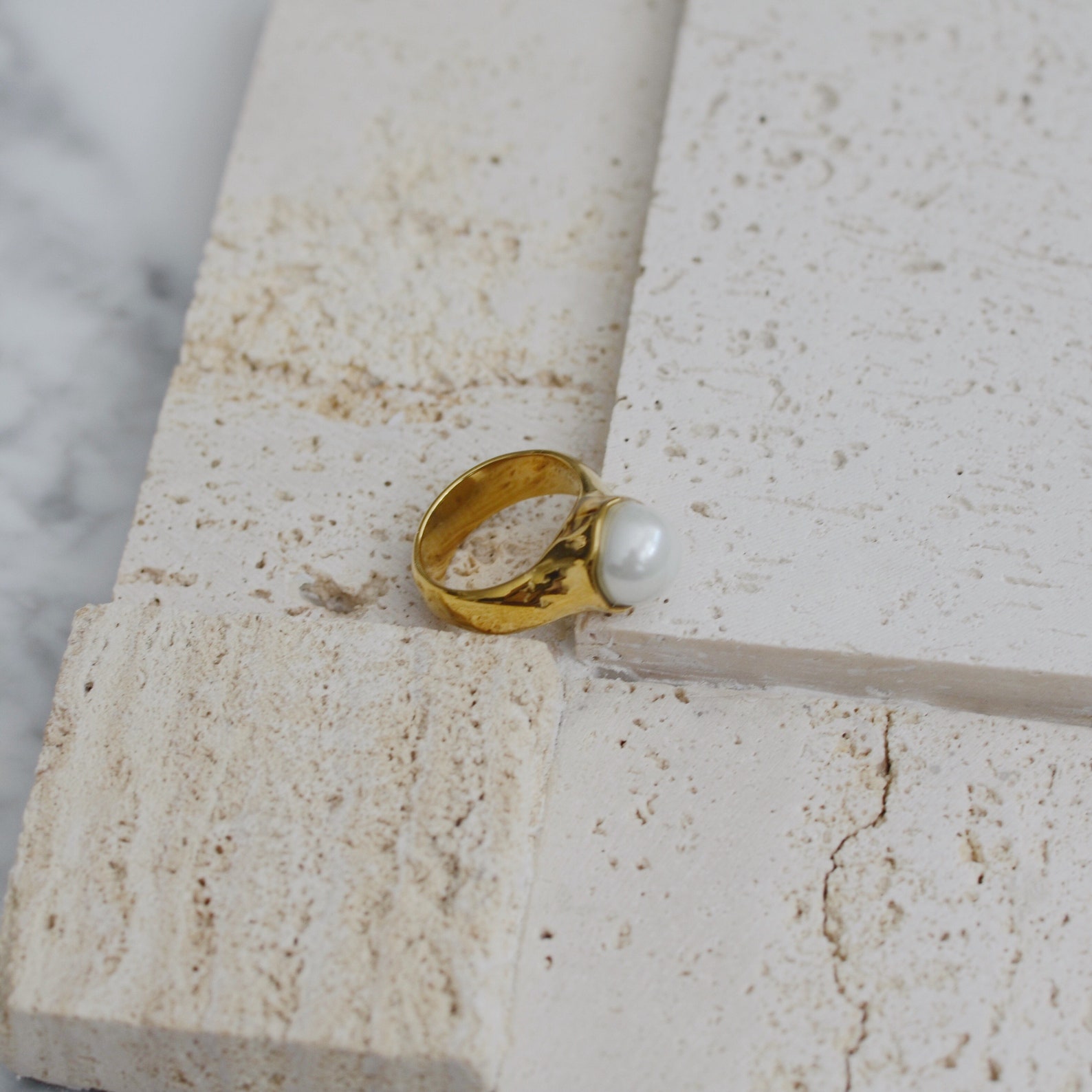 18K Gold Plated Pearl Signet Ring, Vintage Styled Statement Ring, Women ...