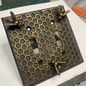 Honey Bee Light Switch Plate - Etsy