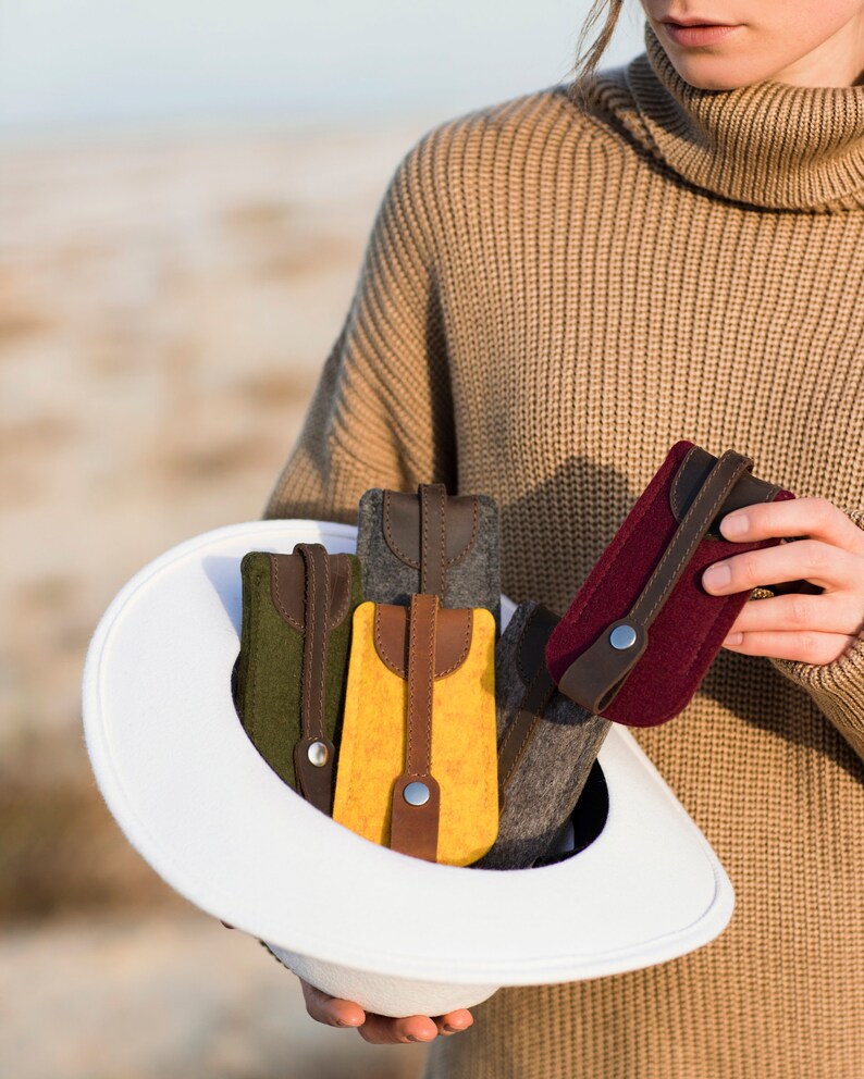 Bordeaux Felt Key Case, 100% Merino Wool Key Case, Wool Key Case - Etsy