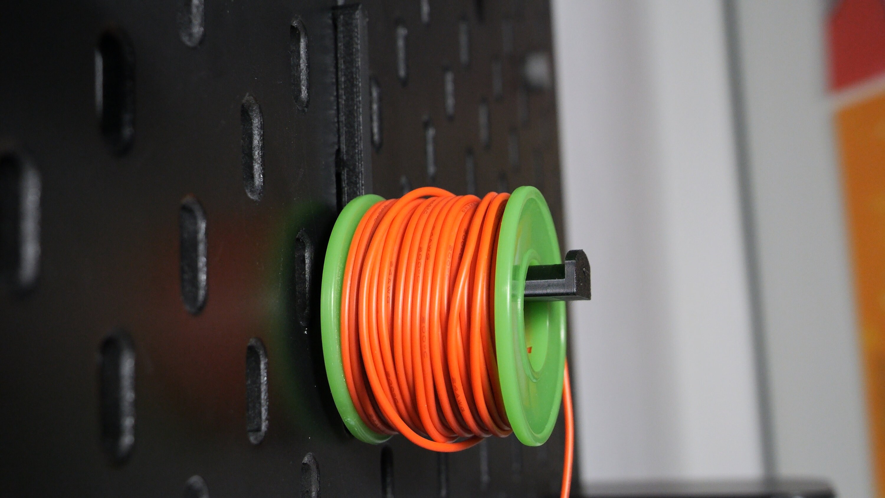 3D Printed Small Spool Wire/tape Holder for the SKADIS Peg Board System ...