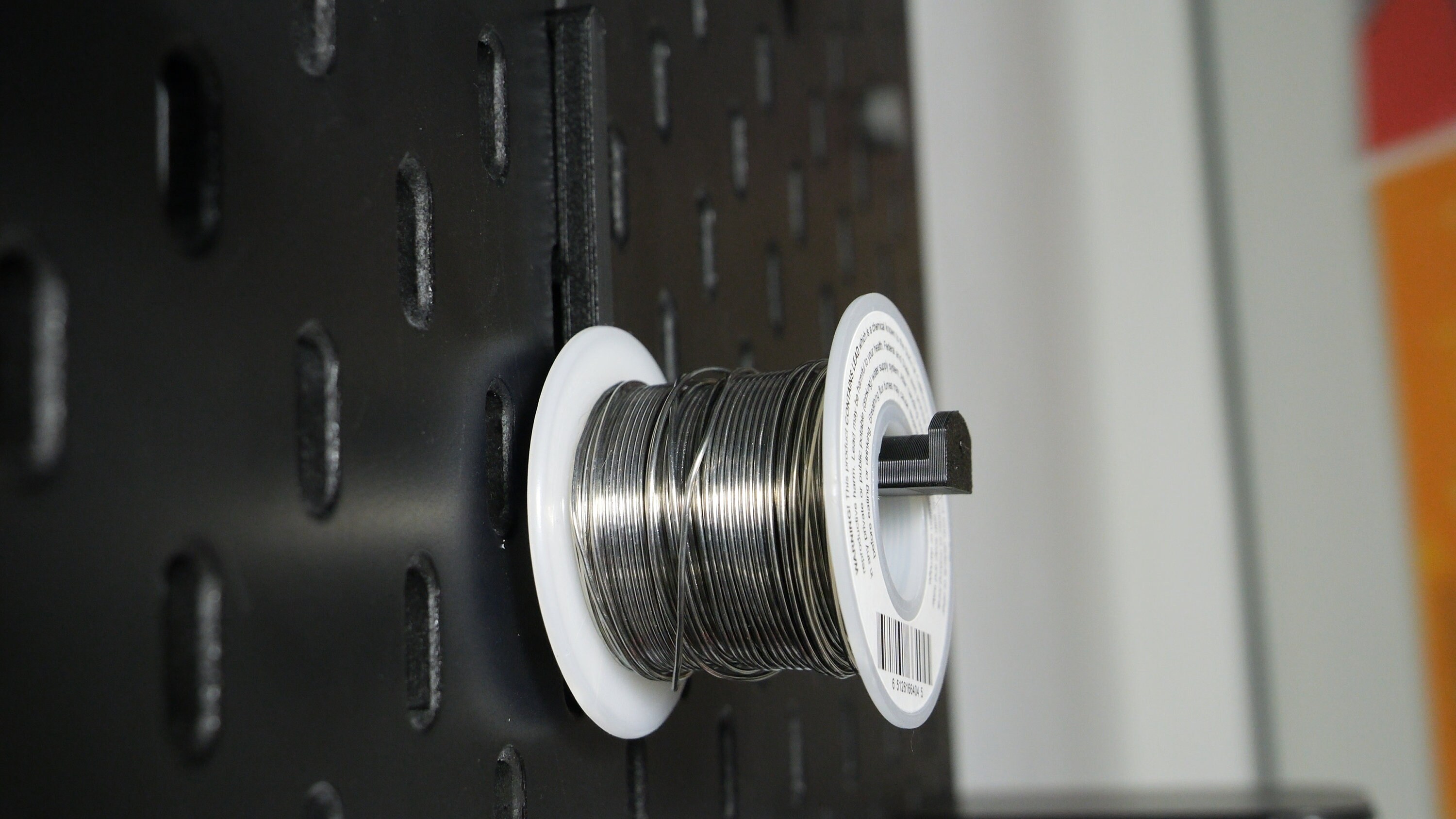 3D Printed Small Spool Wire/tape Holder for the SKADIS Peg Board System ...