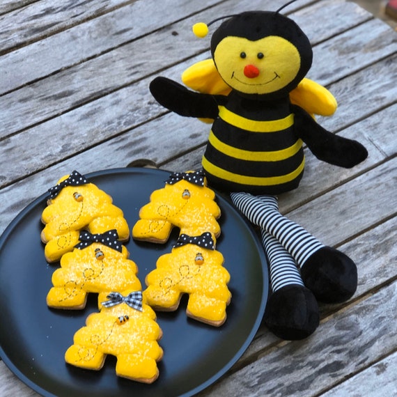 Fake Bee Hive Sugar Cookies Bee Decor Beehive Sugar Cookies - Etsy