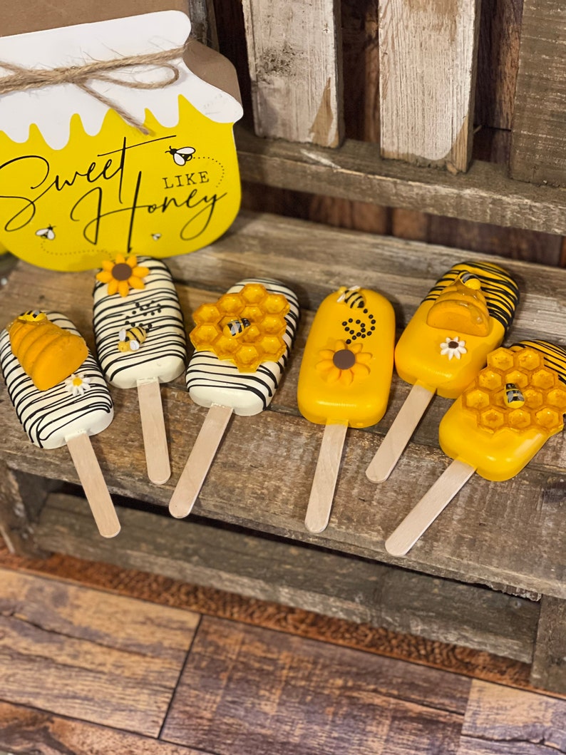 Fake Bee Cake Pops Fake Bee Cakesicles Bee Decor Fake - Etsy