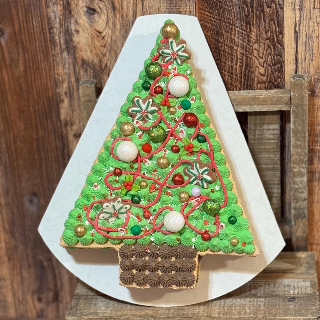 Fake Christmas Cake, Christmas Fake Cake, Fake Sweets, Christmas Decor ...