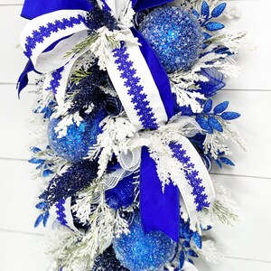Blue and White Christmas Wreath, Outdoor Christmas Decor, Blue ...