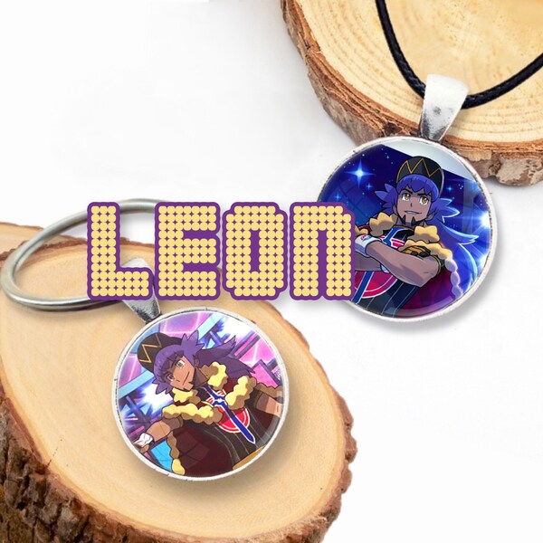 León Necklace - Etsy