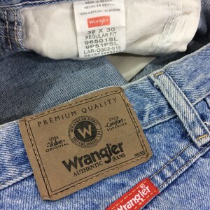 Size 32 Distressed Wrangler Vintage Western Jeans, Light Wash, Waist 32 ...