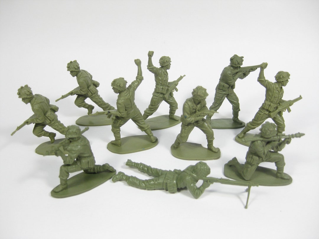 Vintage Airfix WW2 "modern German Infantry" 1:32 (54mm) 70's.miniatures ...