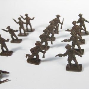 Airfix Vintage Almost Complete Set Unboxed ,1/72, Ho/oo," Cowboys " 35 ...