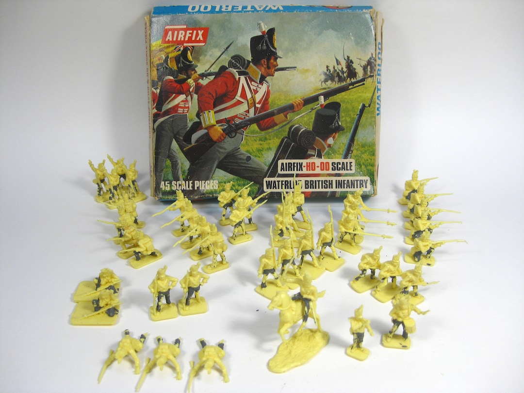 Airfix Vintage Set Boxed ,1/72, Ho/oo,"waterloo - British Infantry" 43 ...