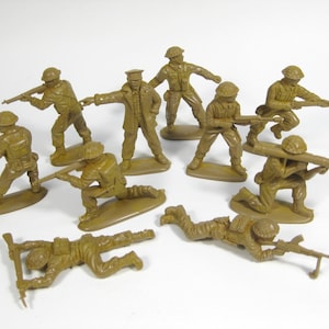 Matchbox WW2 british Infantry ,10 Vintage Toy Soldiers 1:32 54mm Rare ...