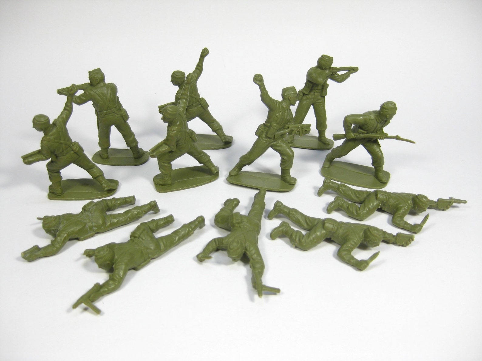 Airfix Toy Soldiers 12 Vintage Airfix WW2 british Commandos 1:32 54mm ...