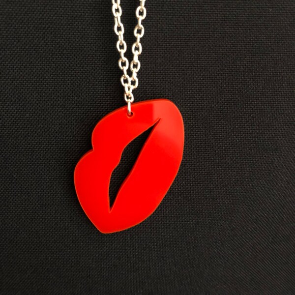 Red Lips Necklace - Etsy