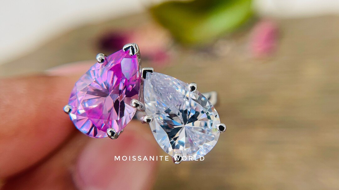 Dazzling CZ Pear-shaped Engagement Ring: Sparkling Elegance to Capture ...