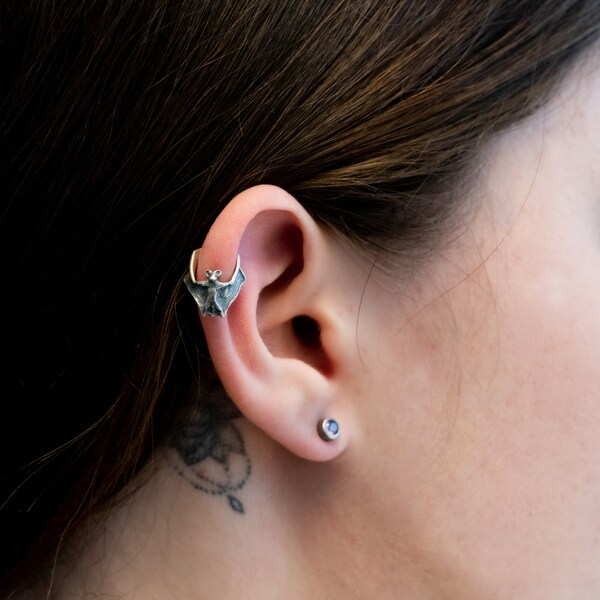 Gothic Ear Cuff - Etsy