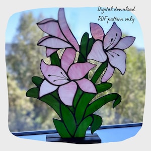 Lily Stained Glass Pattern, Digital Download, DIY Flower Suncatcher ...