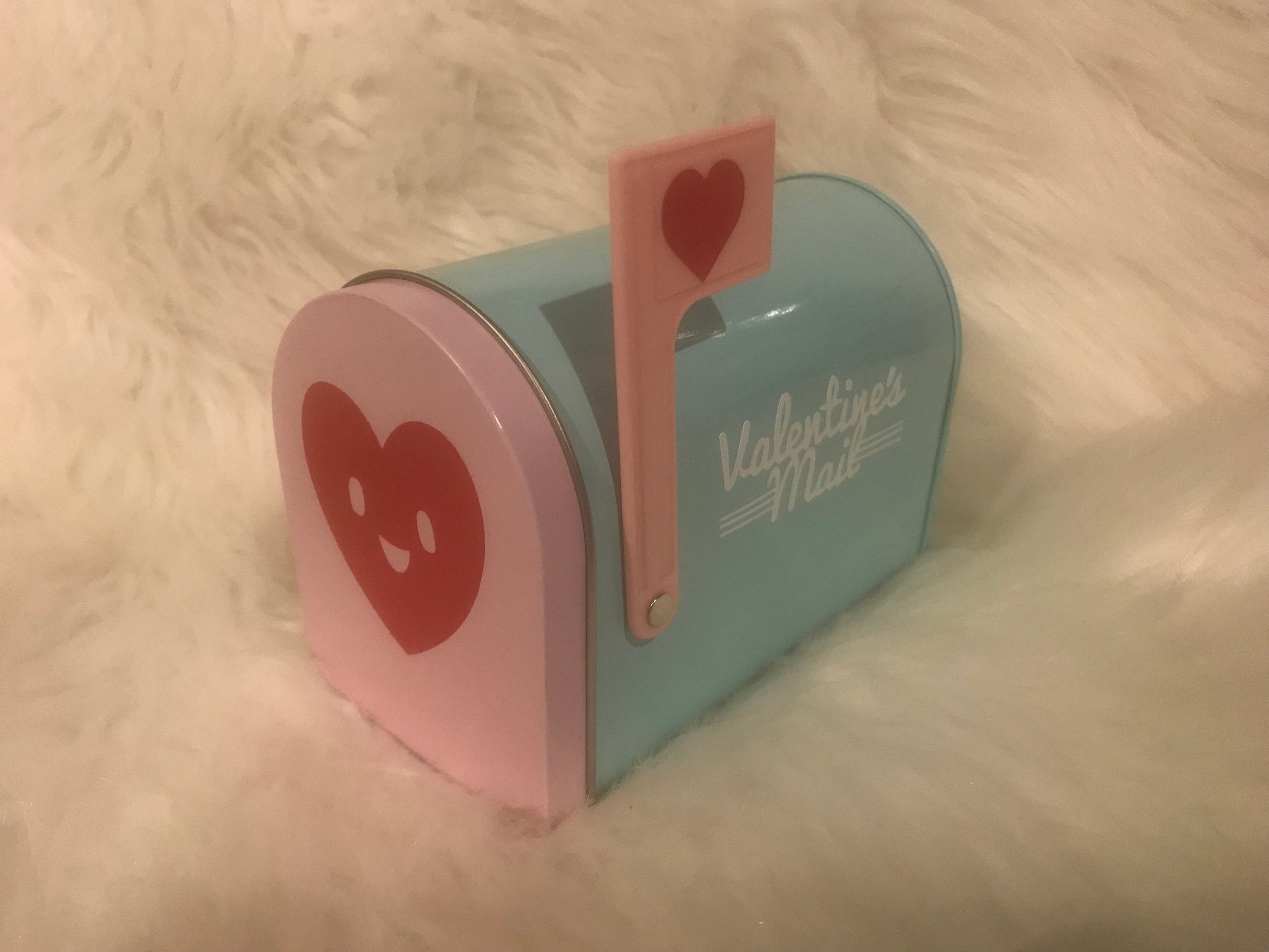 Valentine’s Day Mailbox, Teacher’s Valentine’s Day Gifts, Valentine’s ...